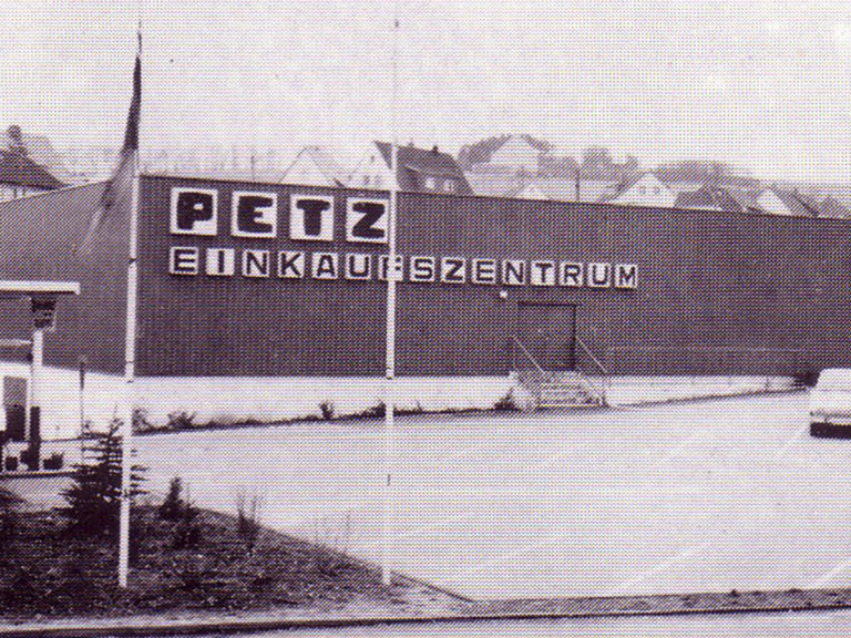 REWE PETZ | Geschichte & Tradition unserer Märkte